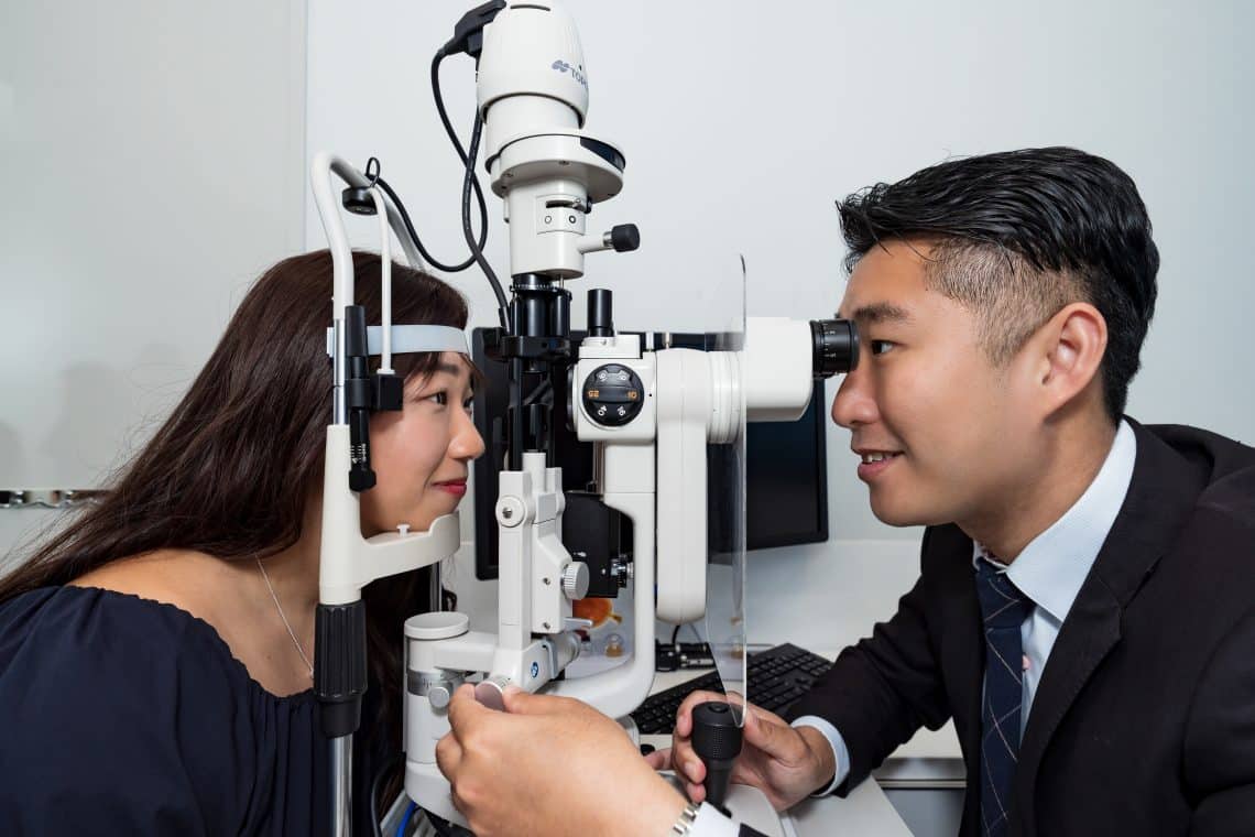 Dr John Wong - Senior Consultant Ophthalmologist | Atlas Eye